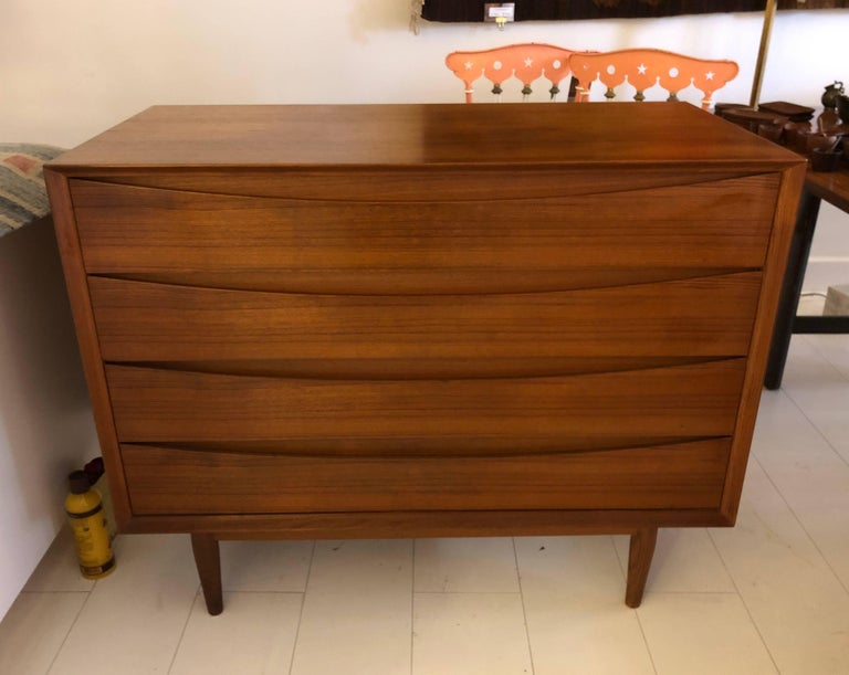Teak Chest of Drawers by Arne Vodder at 1stdibs