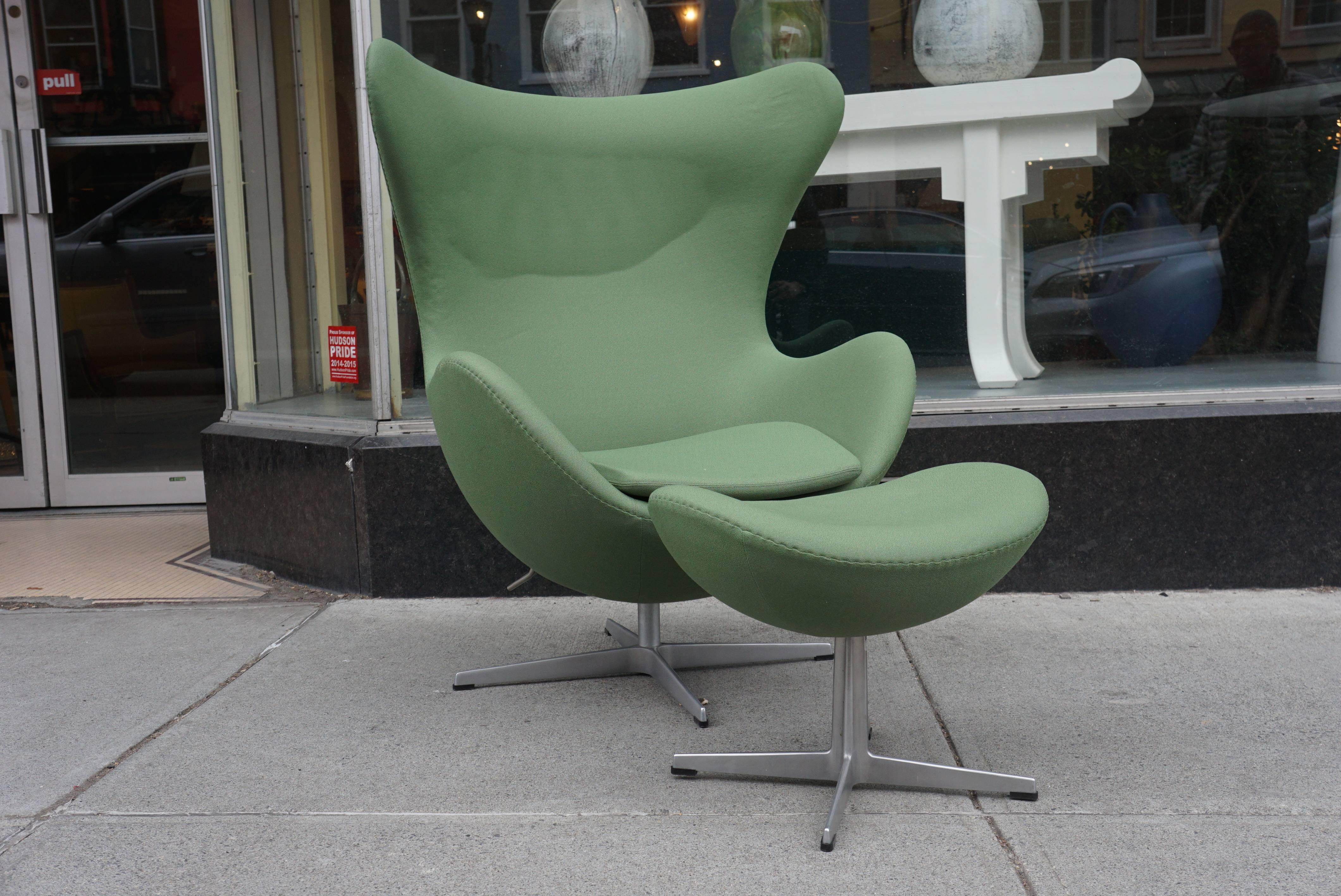 Arne Jacobsen "Egg" Chair with Ottoman at 1stDibs