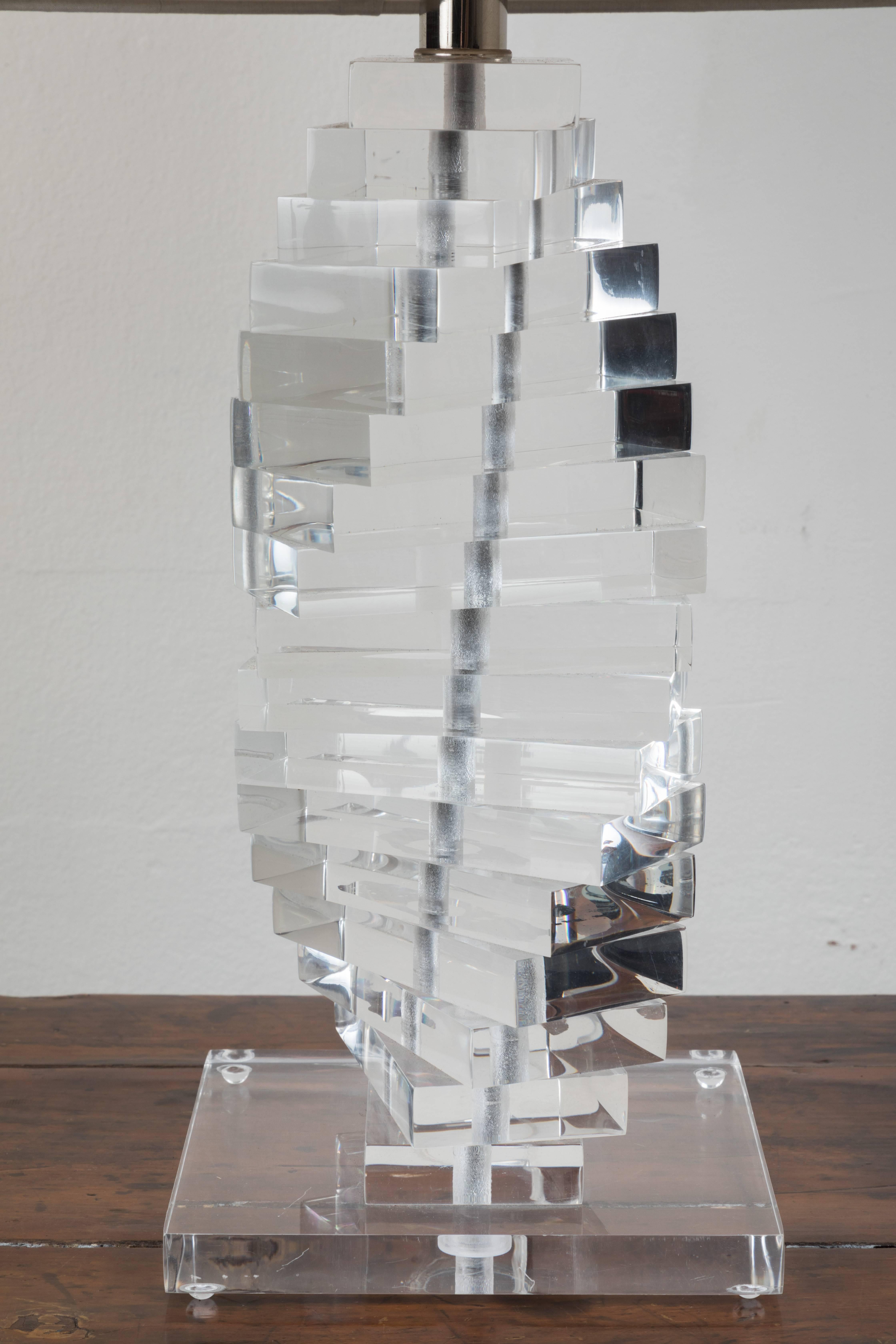 MidCentury Lucite Table Lamps For Sale at 1stDibs