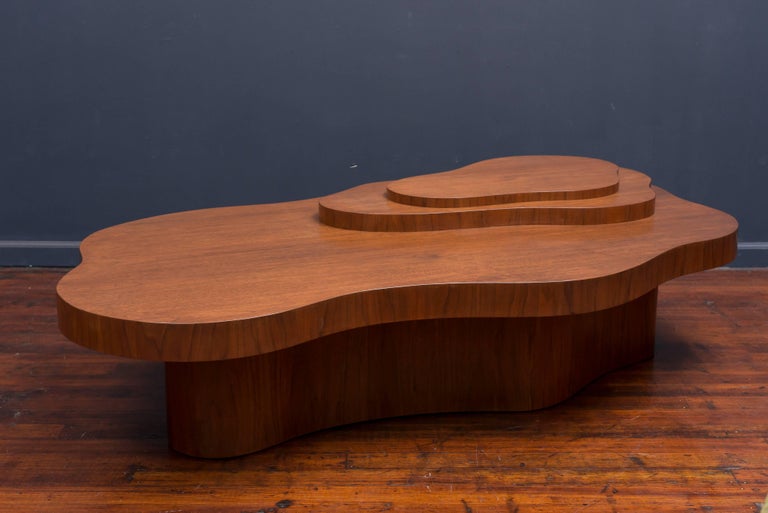 Mid Century Mesa Coffee Table at 1stDibs