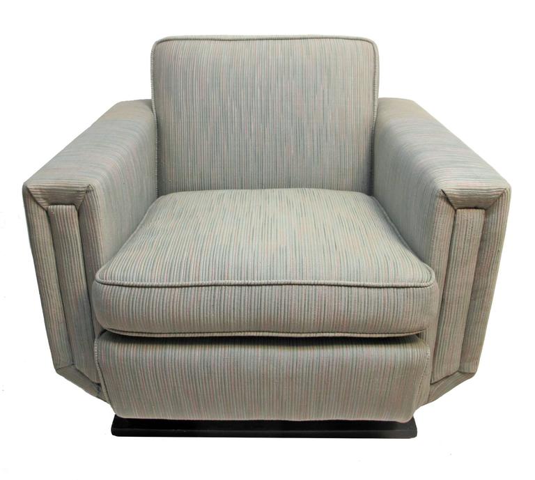 Mid-Century Modern Club Chair at 1stDibs