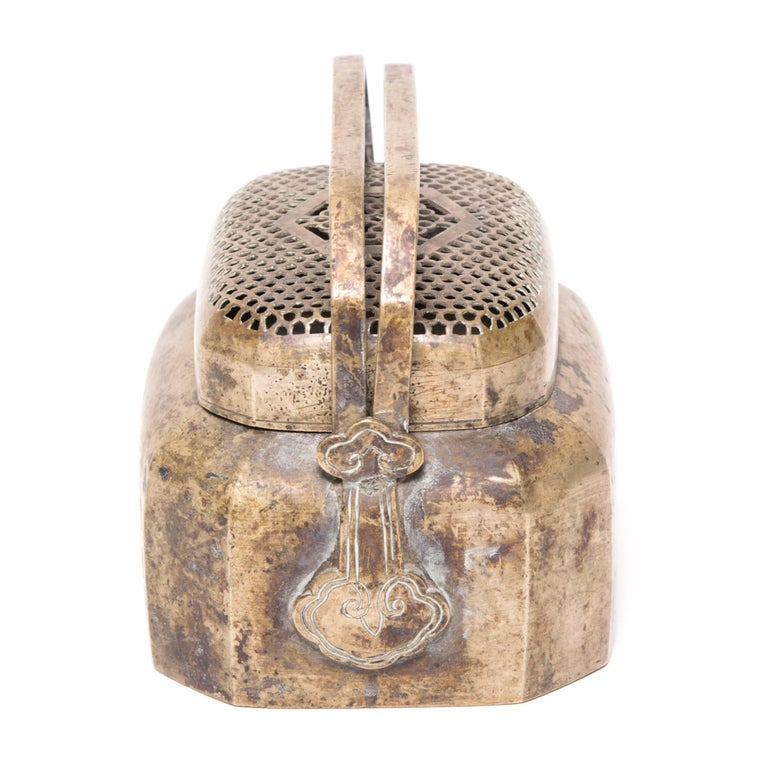 Chinese Double Handled Brass Brazier For Sale at 1stDibs