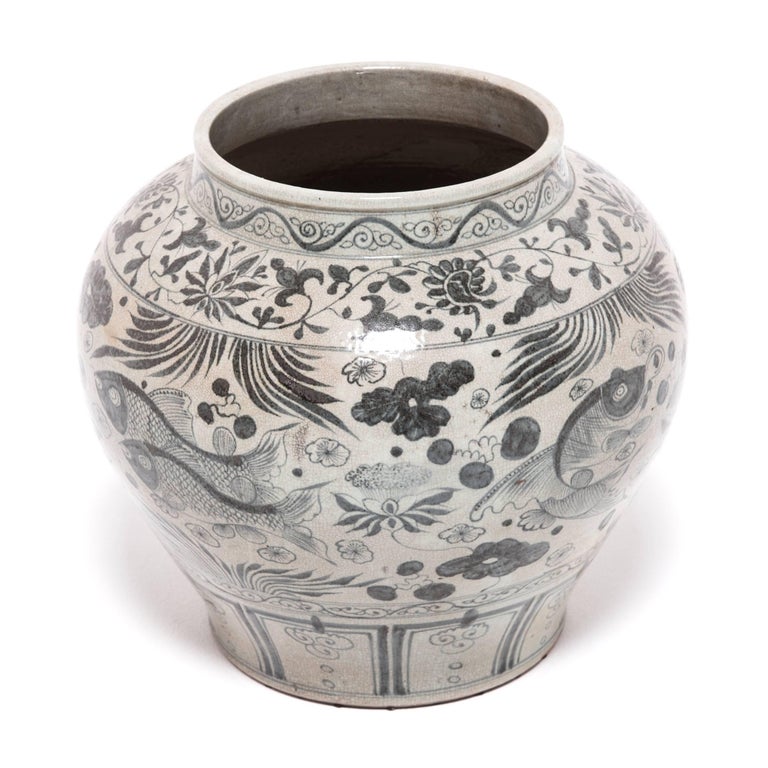 Chinese Fish and Fauna Onion Jar at 1stDibs