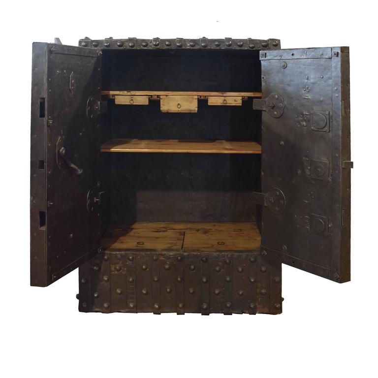 18th Century Hobnail Puzzle Safe at 1stDibs