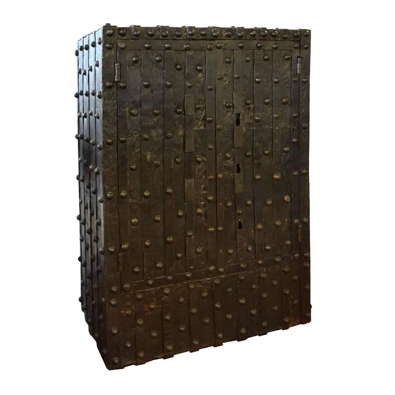 18th Century Hobnail Puzzle Safe at 1stDibs