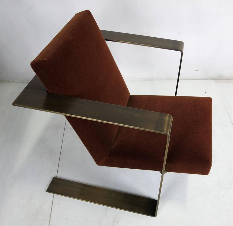 Pair of Bronze Frame Cantilevered Lounge Chairs at 1stDibs