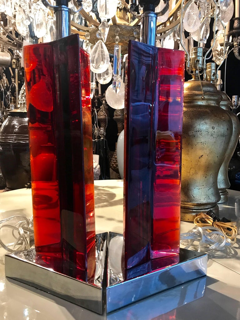 Pair of Red Lucite Table Lamps For Sale at 1stDibs