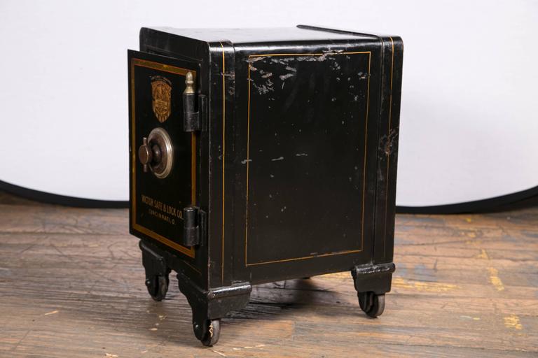 Vintage Victor Safe at 1stDibs | victor safe models, victor safe age