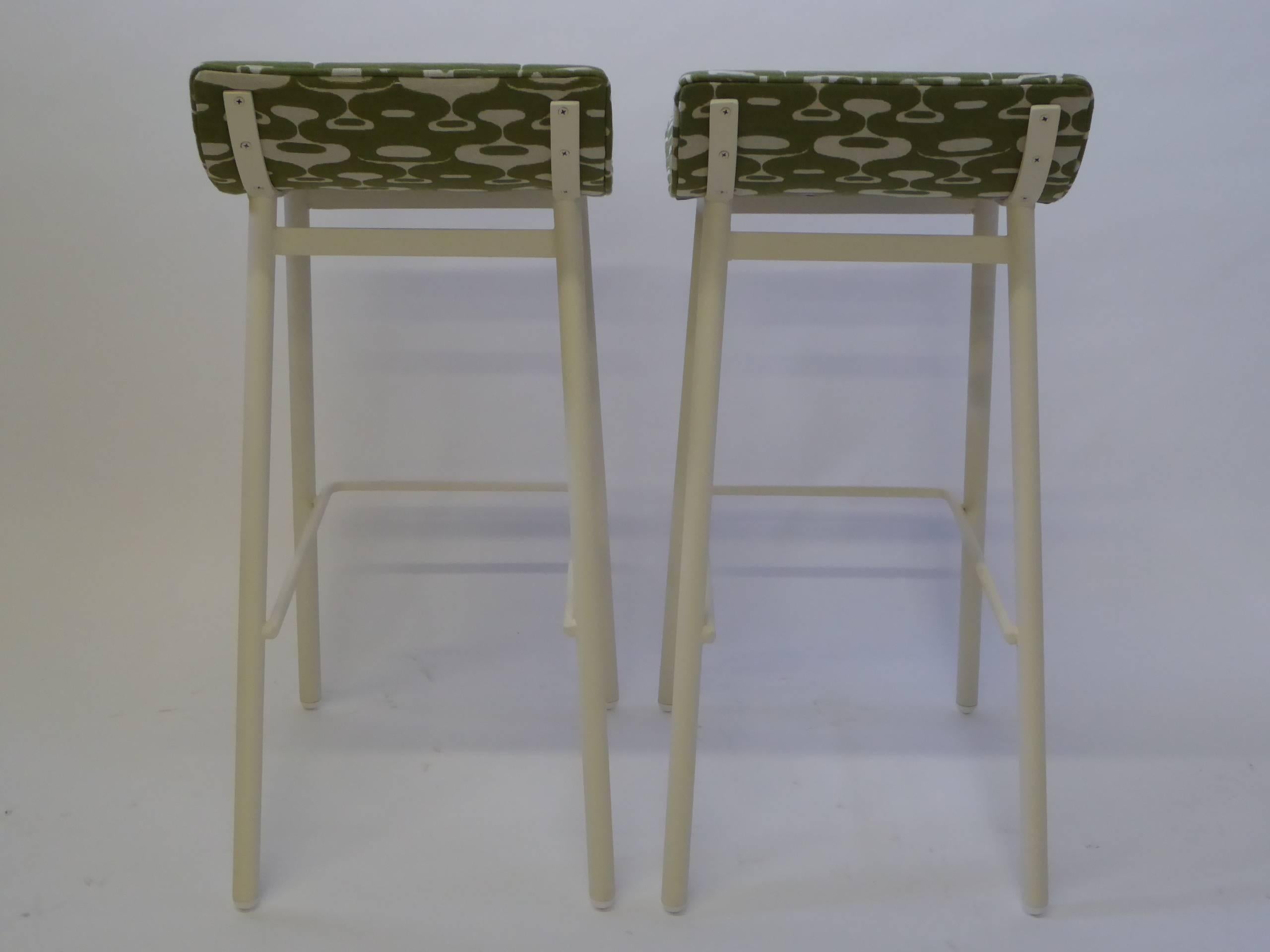 Pair of 1950s MCM Curved Seat Bar Stools at 1stDibs