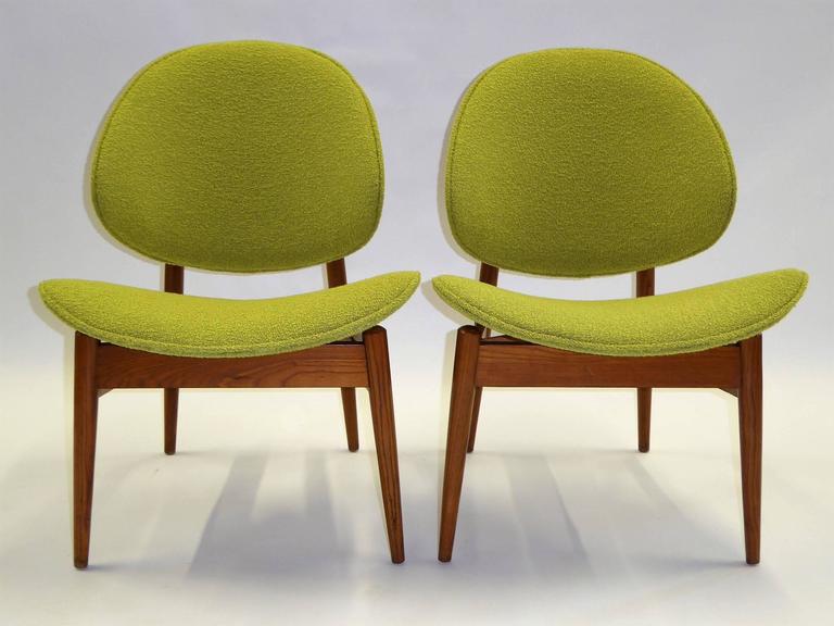 1950s Clam Shell Chairs by Seymour James Weiner for Kodawood at 1stDibs
