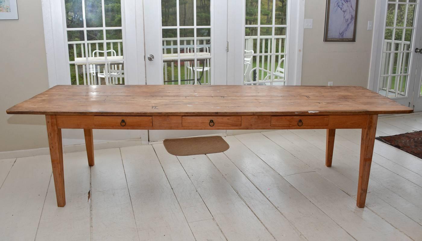 Antique American Country Harvest Table at 1stDibs | antique harvest ...