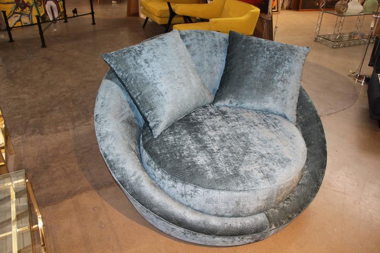 Milo Baughman Designed Round UFO Lounge Chair at 1stDibs | ufo chair