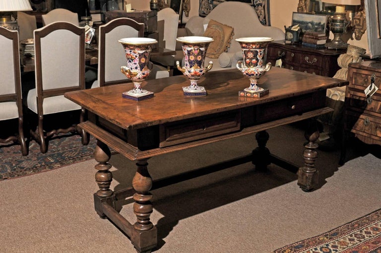 Set of 3 Large Derby Urns, England 19th Century For Sale at 1stDibs