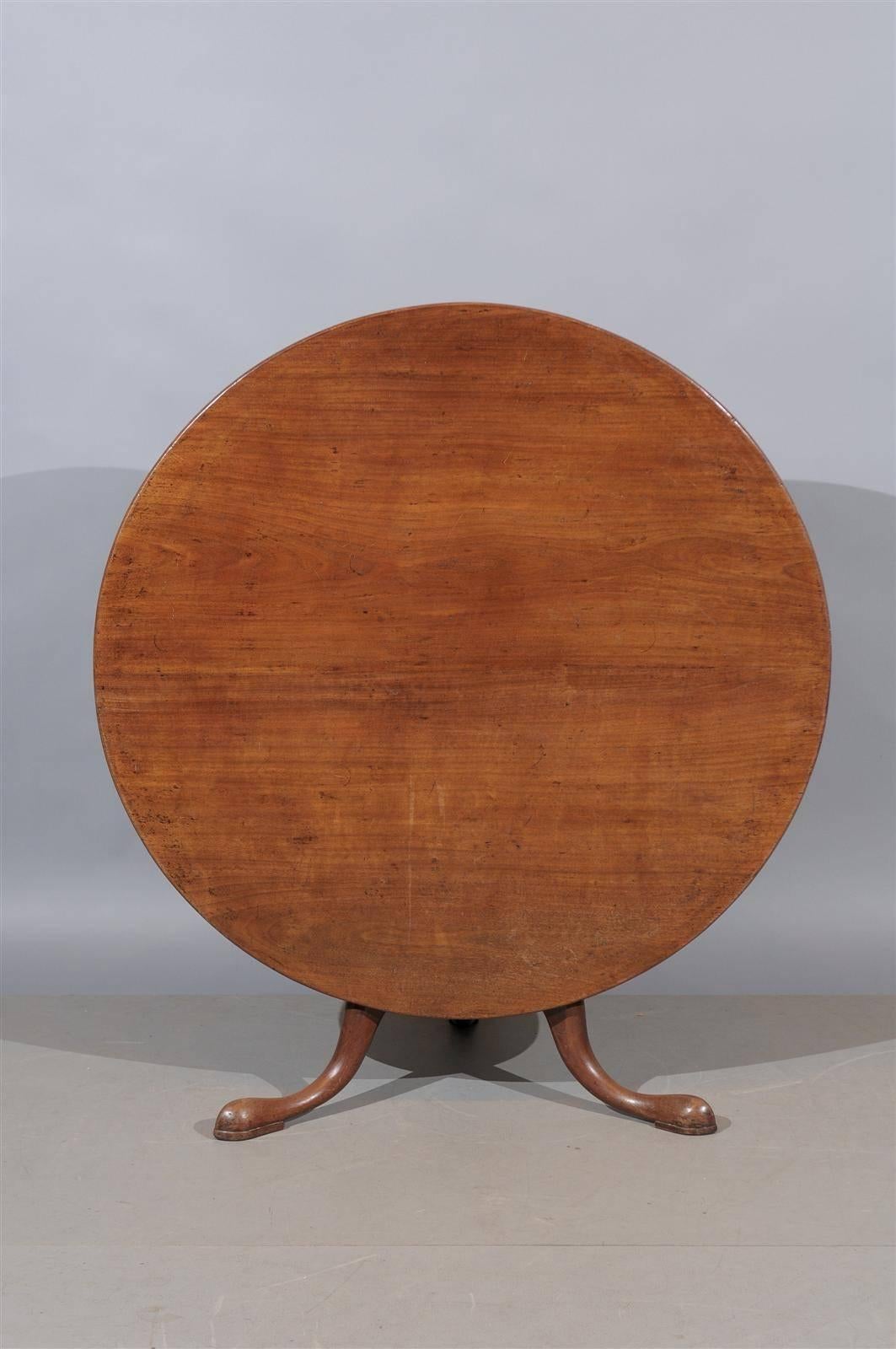 Unusually Large English Round Tilt-Top Table in Mahogany with Pad Feet ...