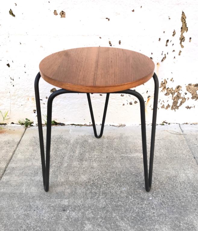 Florence Knoll Hairpin Leg Stool at 1stDibs