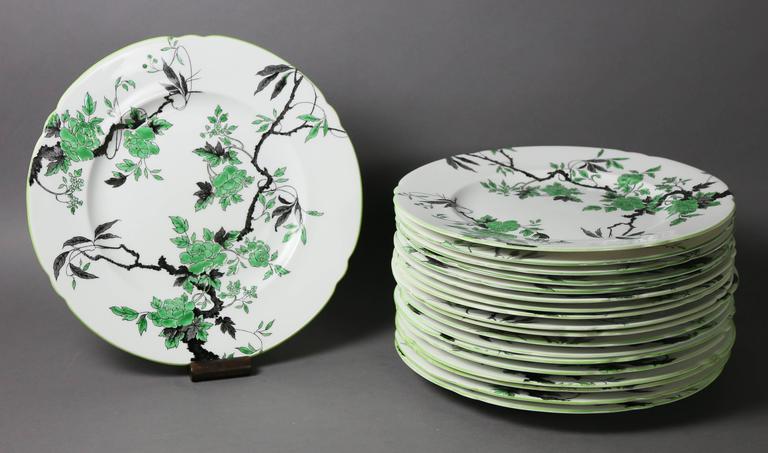 Large Shelley Chippendale Pattern Dinner Service For Sale at 1stDibs