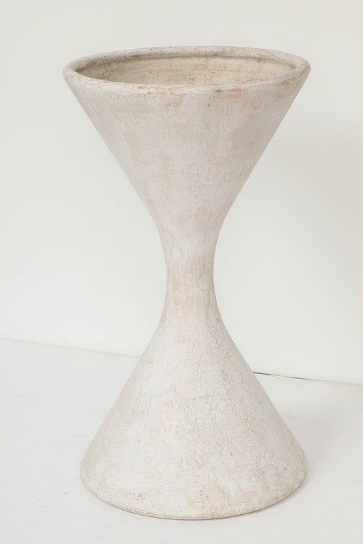 Hourglass Planter by Willy Guhl at 1stDibs