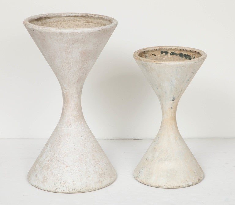 Hourglass Planter by Willy Guhl at 1stDibs