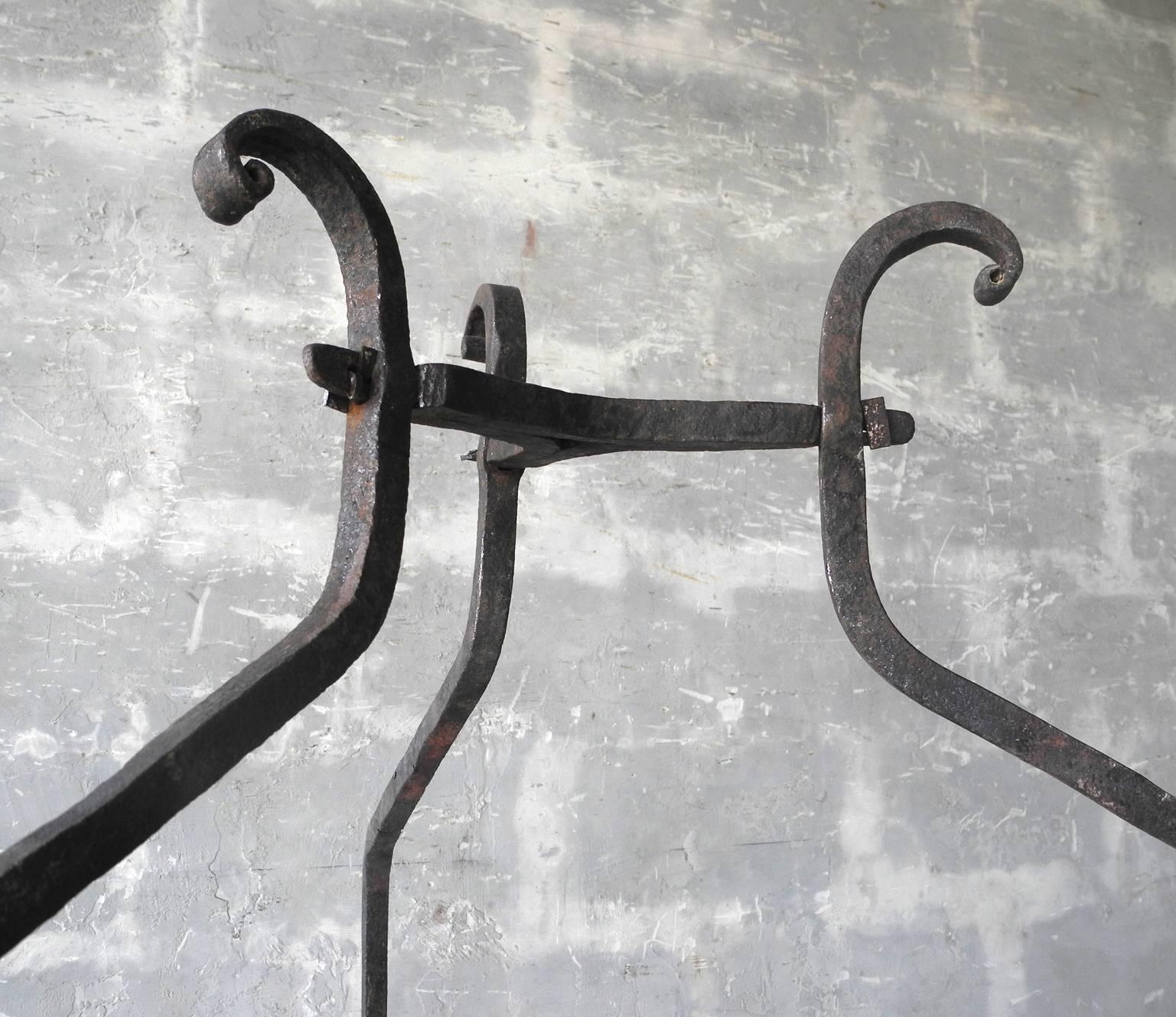 Antique 18th Century Well from a Garden near Aix-en-Provence at 1stDibs