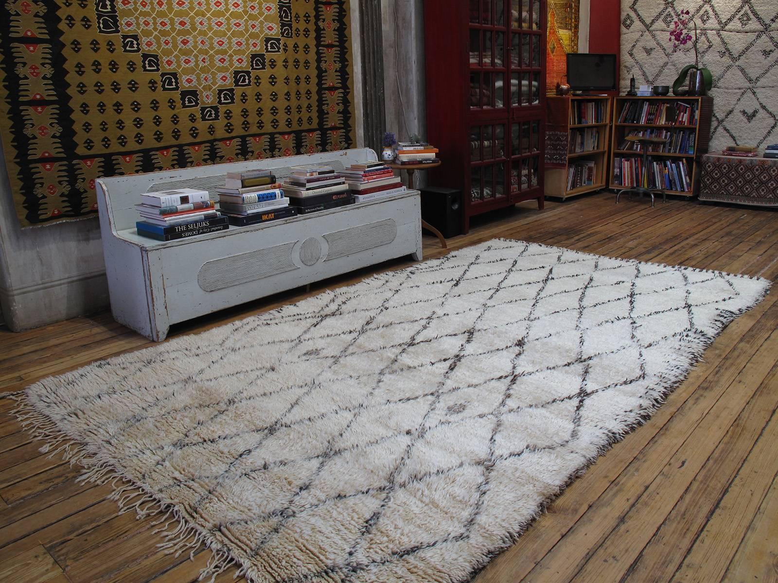 Beni Ouarain Moroccan Berber Rug at 1stDibs