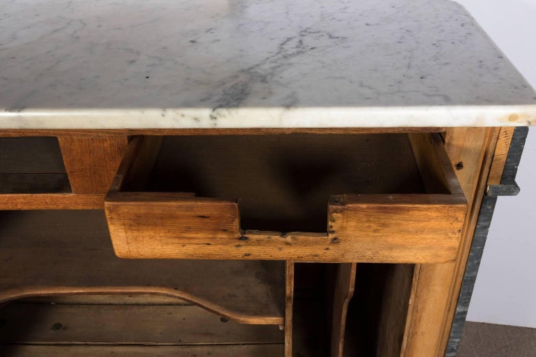 Marble Shop Counter at 1stDibs