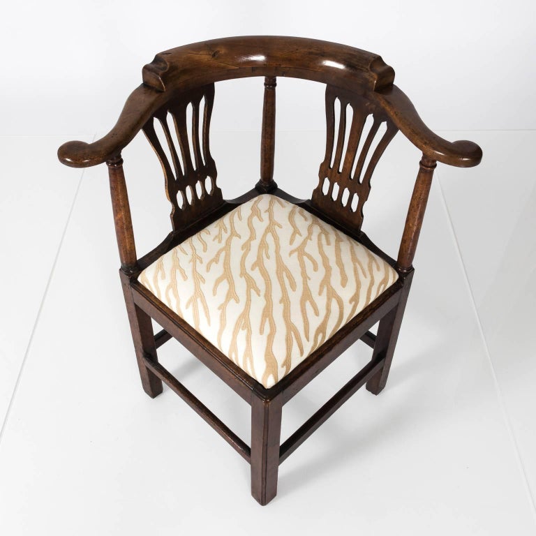 George III Corner Chair at 1stDibs