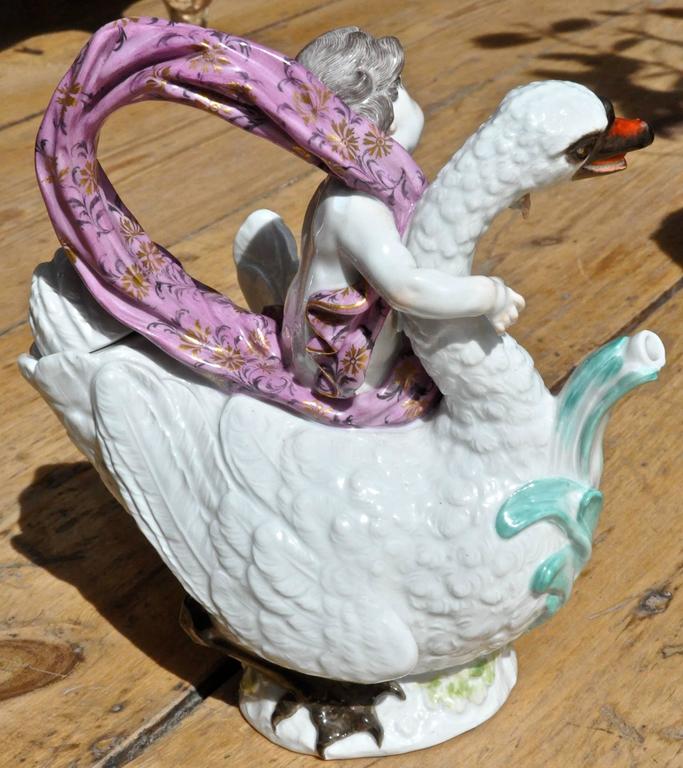 19th Century Meissen Swan Form Teapot For Sale at 1stDibs