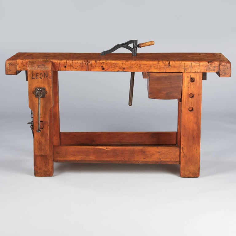 French Carpenter's Workbench in Beechwood, 1920s at 1stDibs