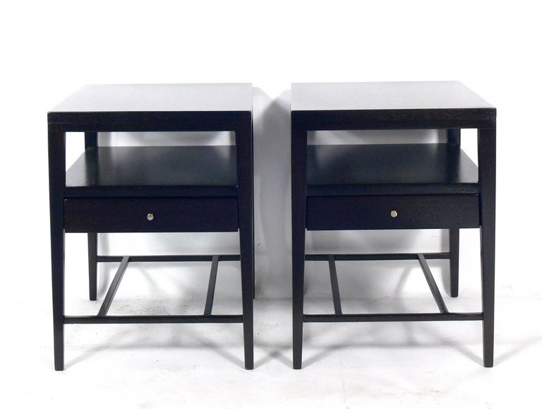 Pair of Paul McCobb Night Stands or End Tables at 1stDibs