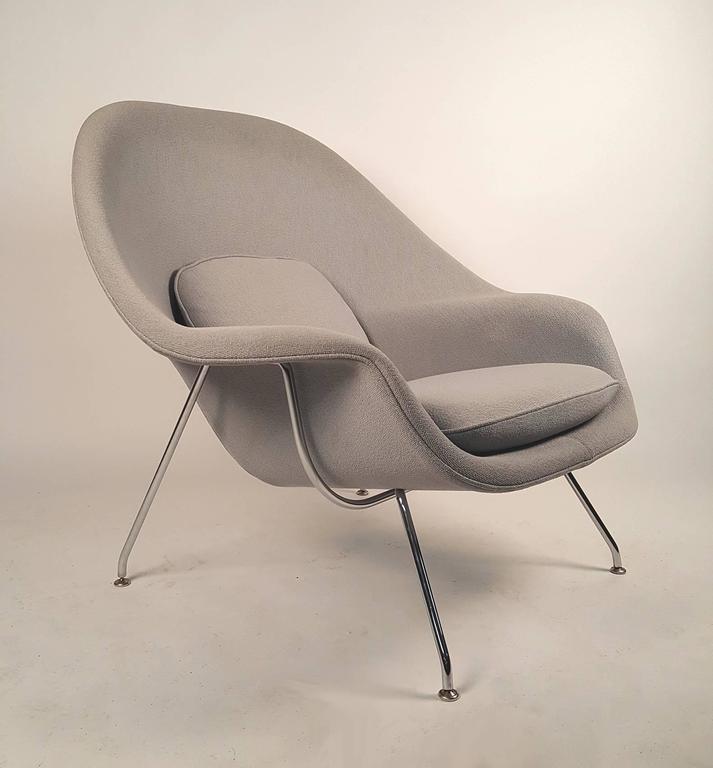 Eero Saarinen Womb Chair (Pair Available) at 1stDibs