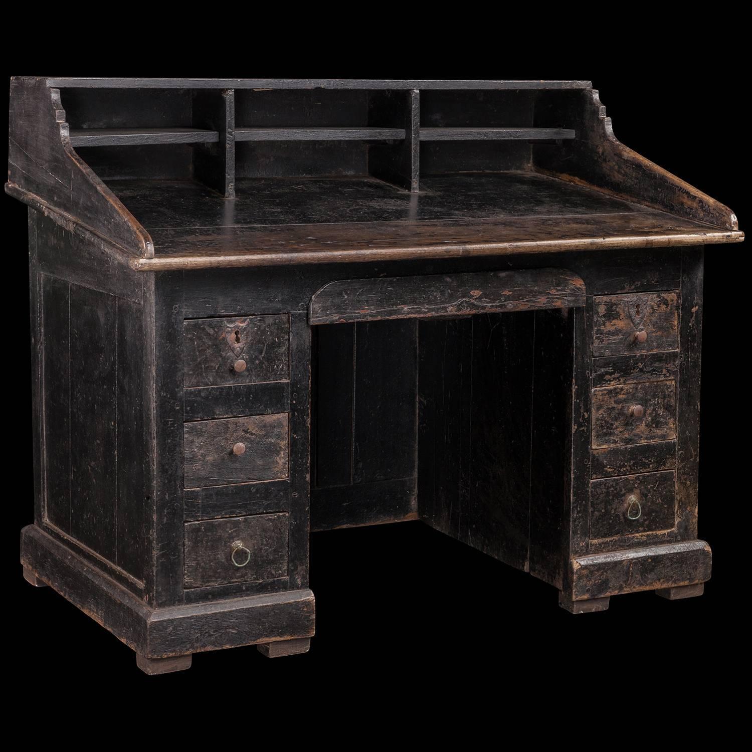 Concierge Desk at 1stdibs