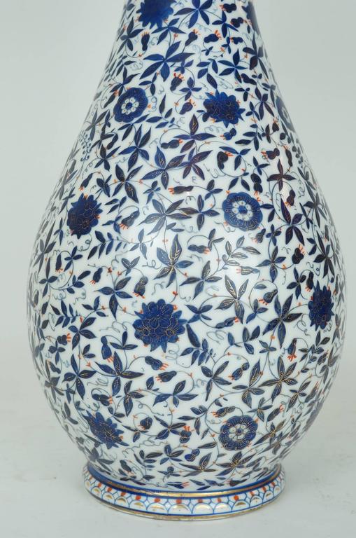 Beautiful Pair of Turkish Iznik Design Blue and White Porcelain Flower ...