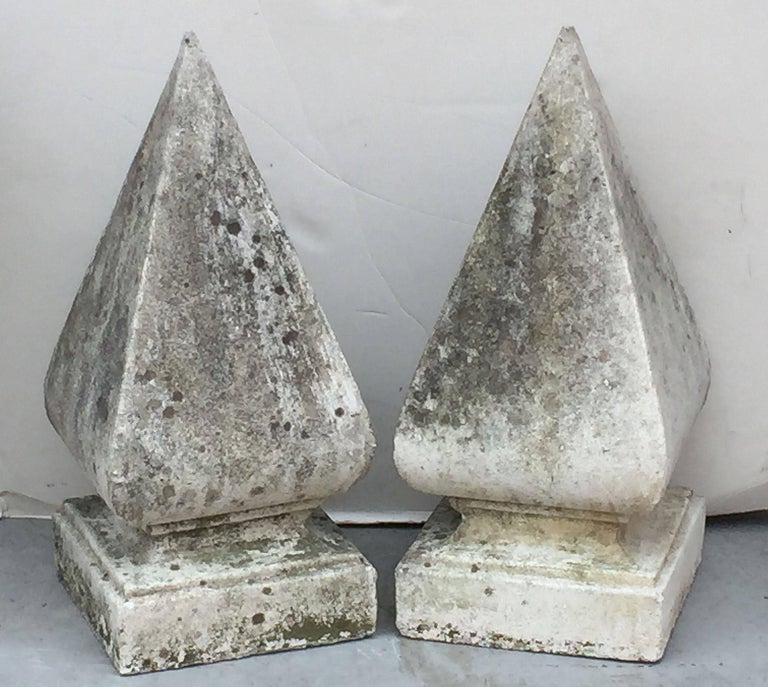 Large English Garden Stone Obelisk or Pyramid Copings 'Individually ...