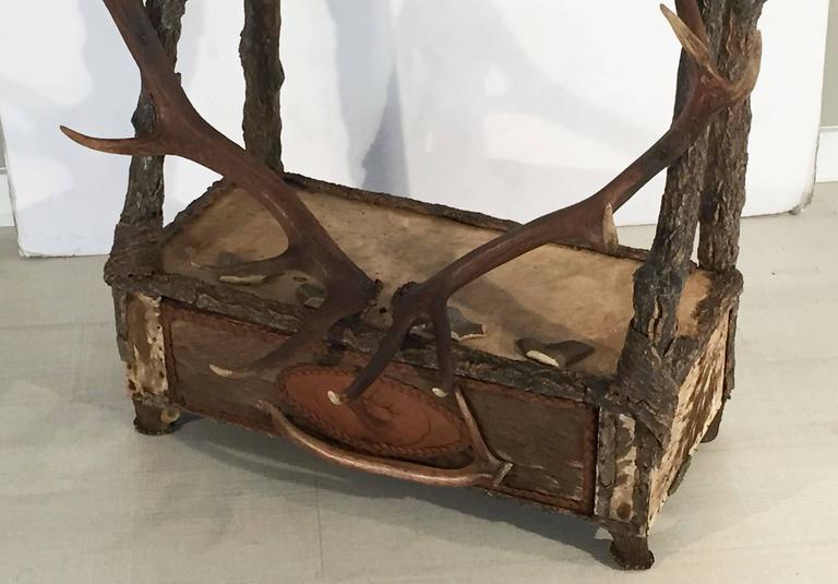 Italian Antler Horn Hunter's Standing Gun Rack at 1stDibs