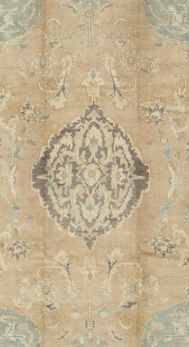 Elegant Vintage Turkish Oushak Rug with Floral Medallion Design For ...