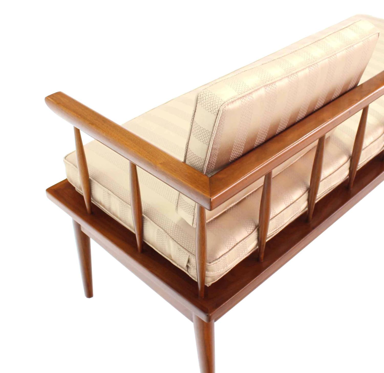Mid-Century Modern Shaker Style Bench For Sale at 1stdibs