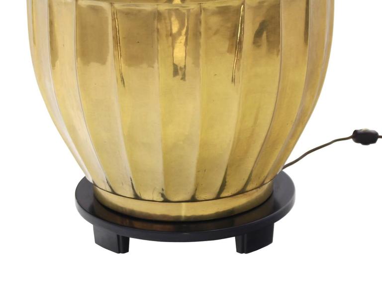 Large Brass Fluted Drum Shape Table Lamp by Stiffel For Sale at 1stDibs