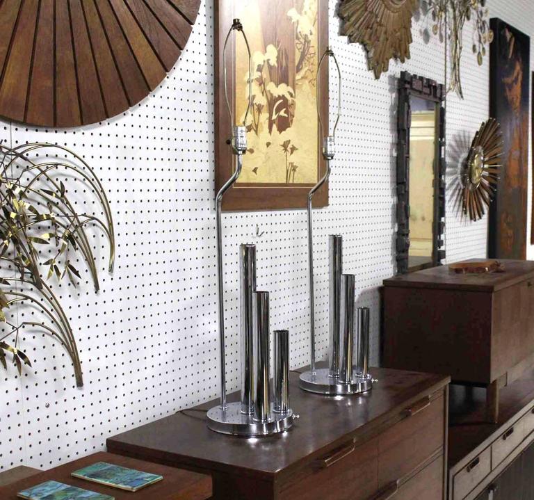 Pair of Chrome Table Lamps For Sale at 1stDibs