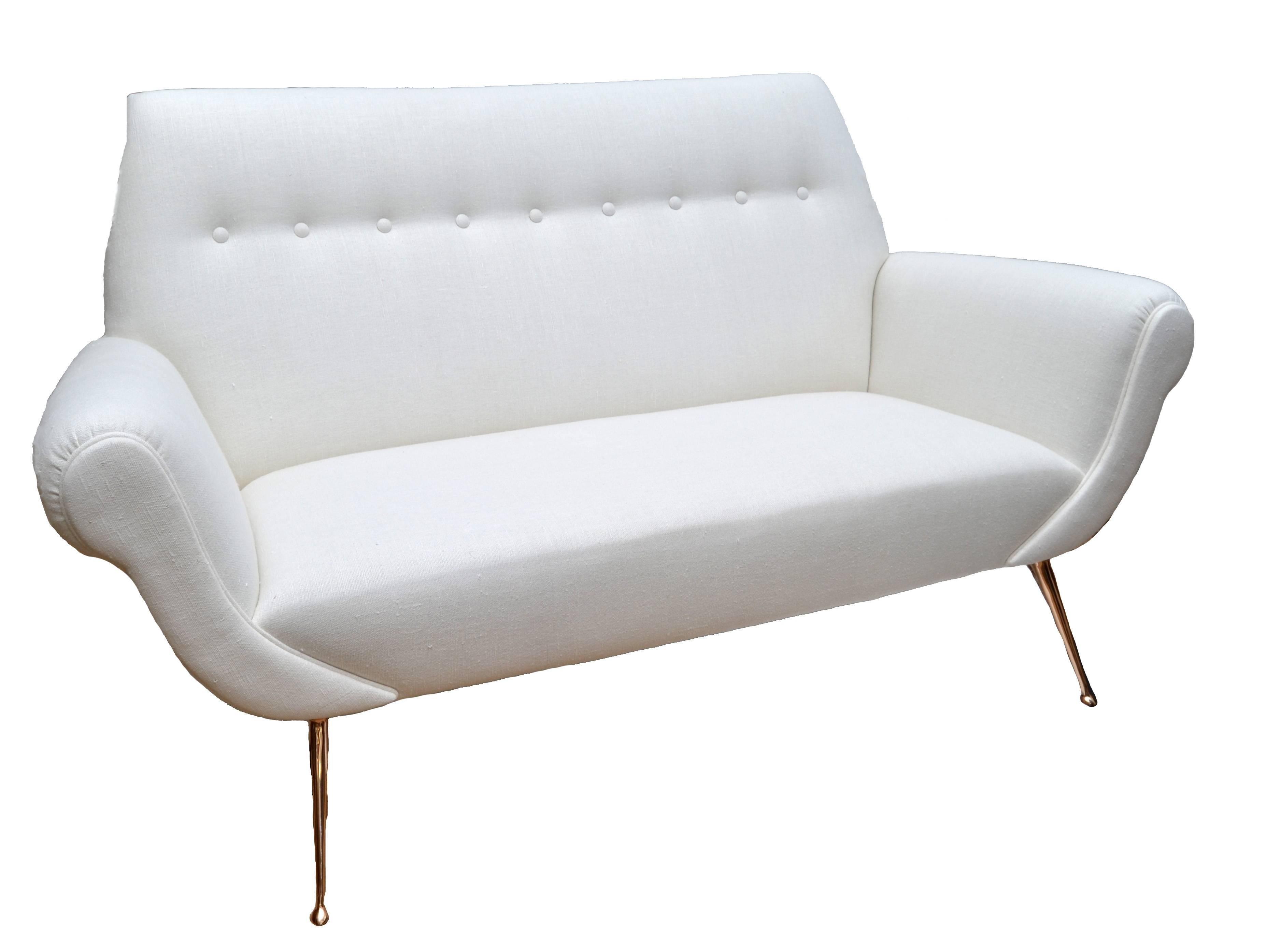 Mid-Century Modern White Sofa by Gigi Radice for Minotti with Solid ...
