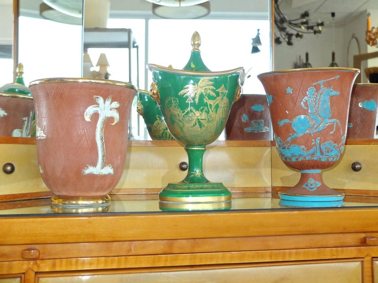 Mottahedeh Gold on Green Lidded Cachepot For Sale at 1stDibs