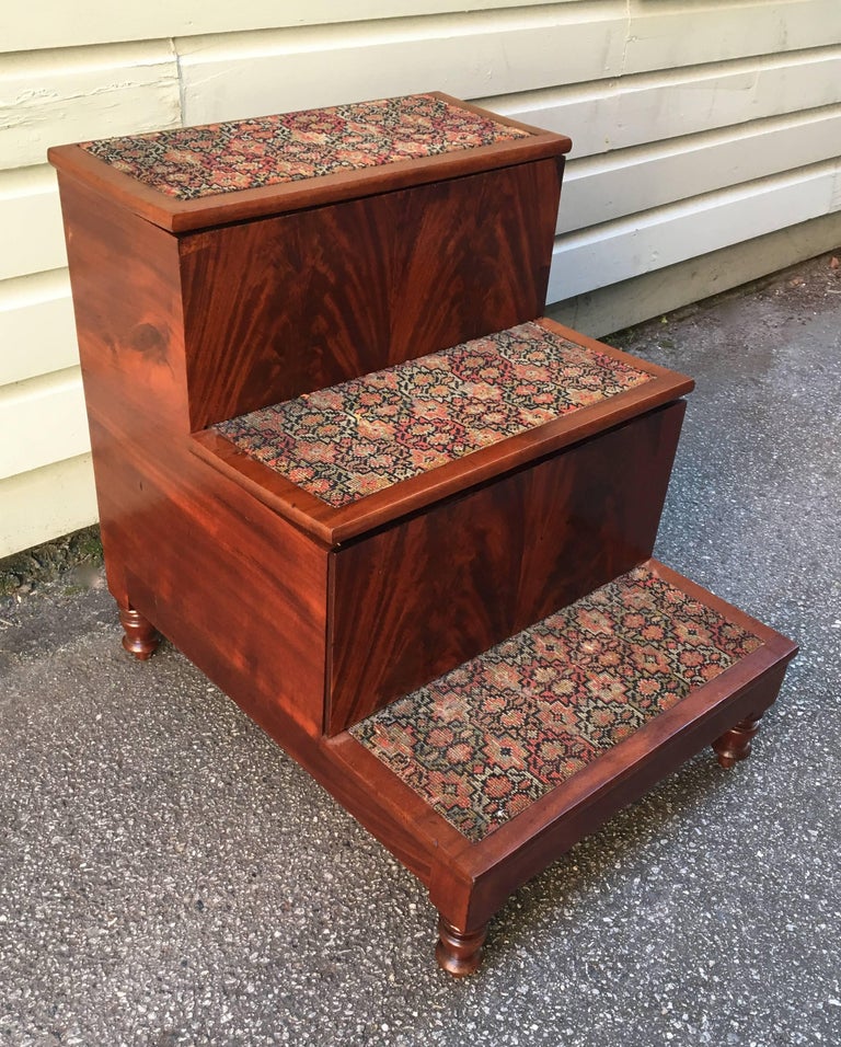 19th Century American Southern Flame Mahogany Bed Steps For Sale at 1stDibs