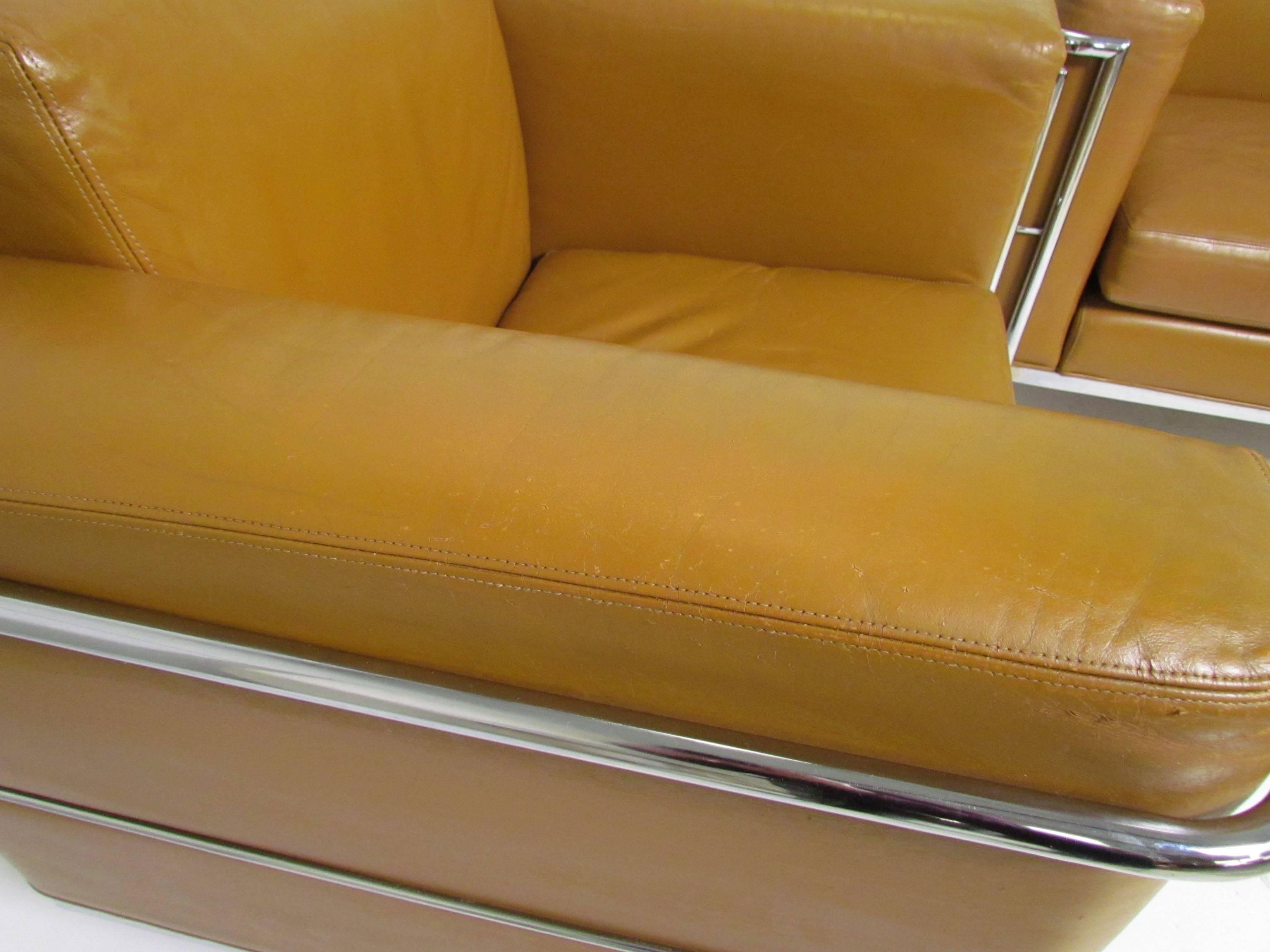 Pair of Leather Lounge Chairs by Jack Cartwright in Manner of Le ...