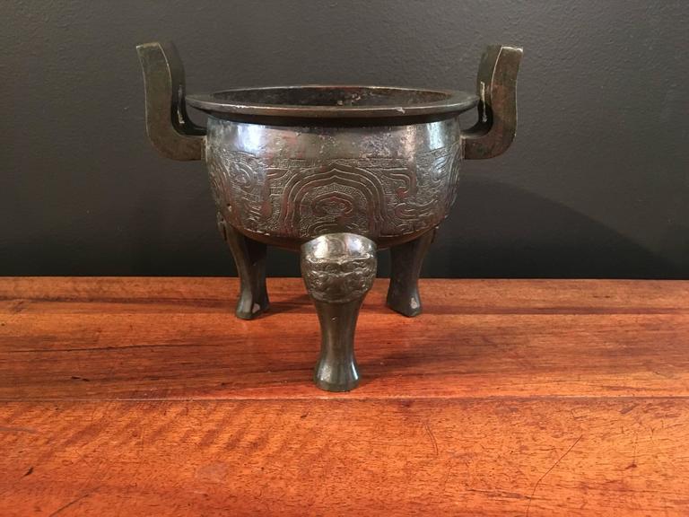 Early Ming Dynasty Archaistic Bronze Ding Vessel at 1stDibs