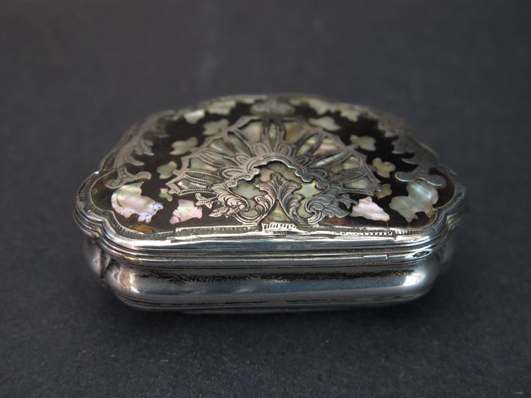 18th Century English Snuff Box at 1stDibs