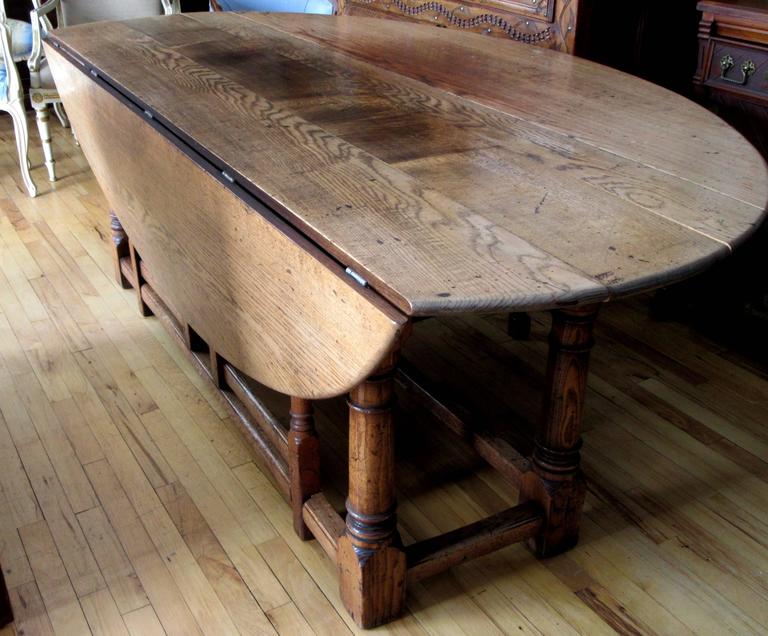 English Oak Gateleg Dining or Hunt Table at 1stDibs