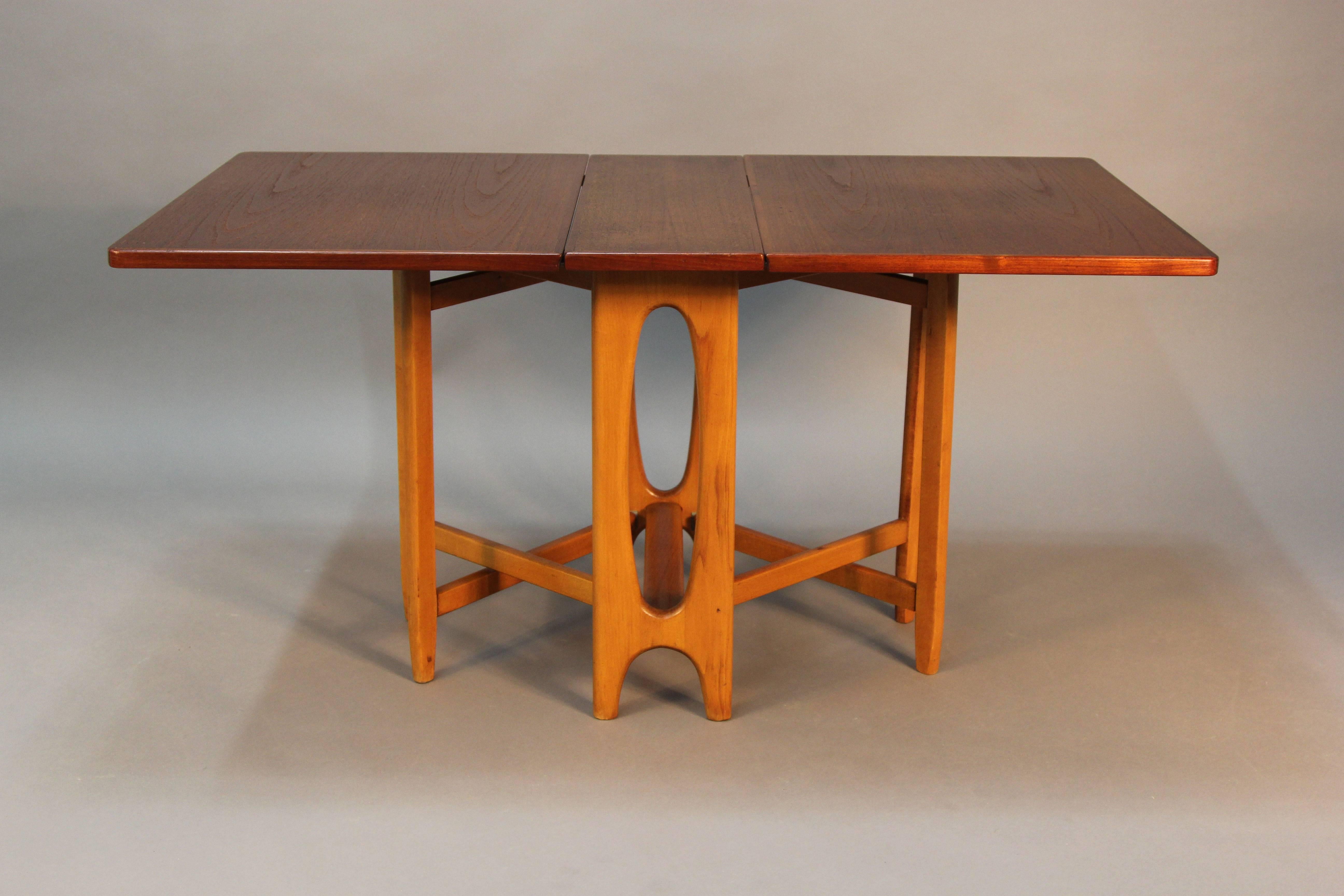 Scandinavian Drop Leaf Gateleg Table For Sale at 1stDibs | gate leg ...