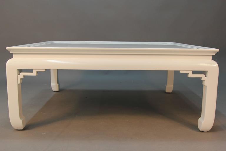 White Lacquered Asian Coffee Table For Sale at 1stDibs