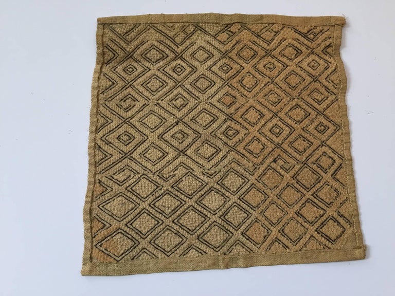 Textiles Kuba en raphia tissé à la main du Congo, ensemble de trois ...