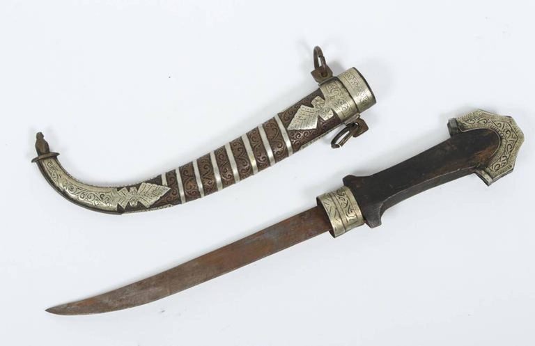 Moroccan Tribal Khoumya Dagger For Sale at 1stdibs