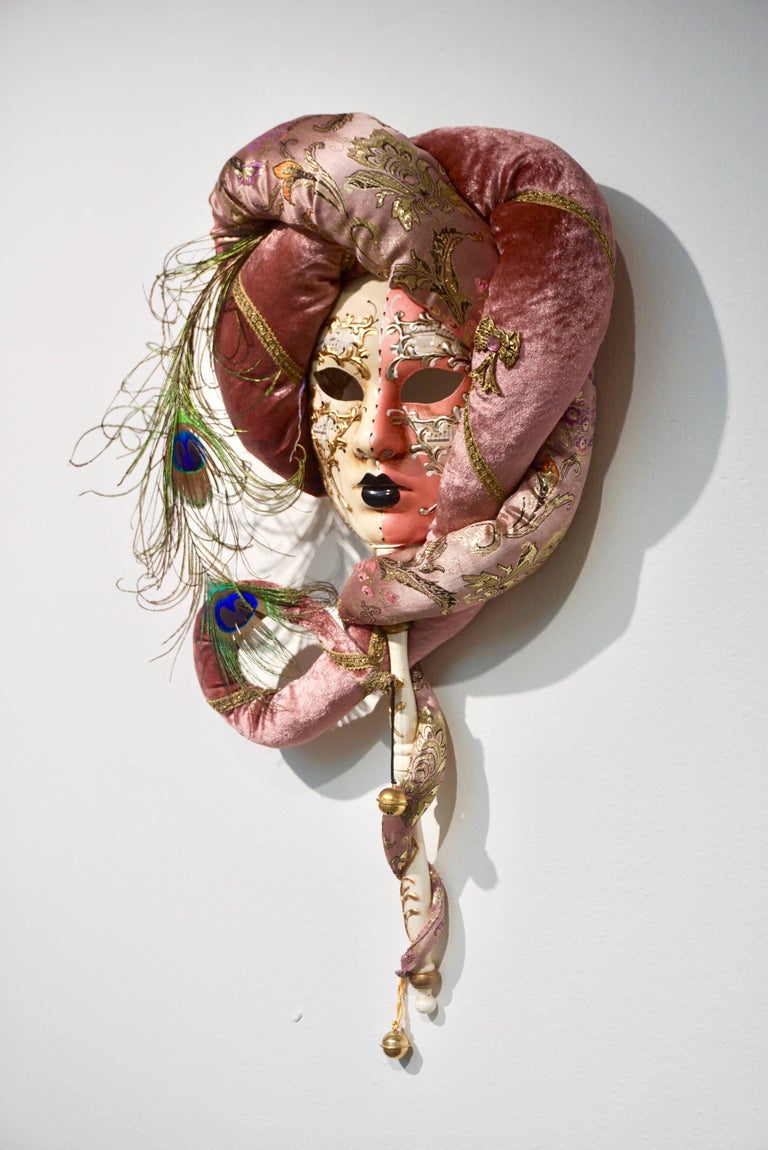 Venetian Handmade Pink Rose Fabric Turban Mask with Handle and Feathers ...